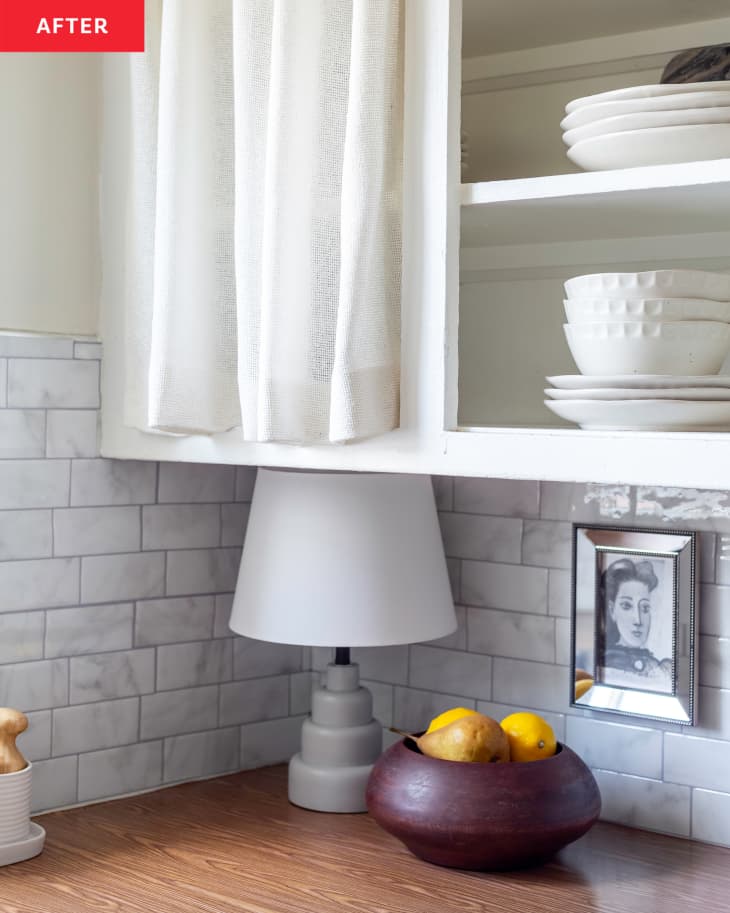 5 Easy, Renter-Friendly DIYs Turned This Kitchen into a Cottagecore Dream | Apartment Therapy